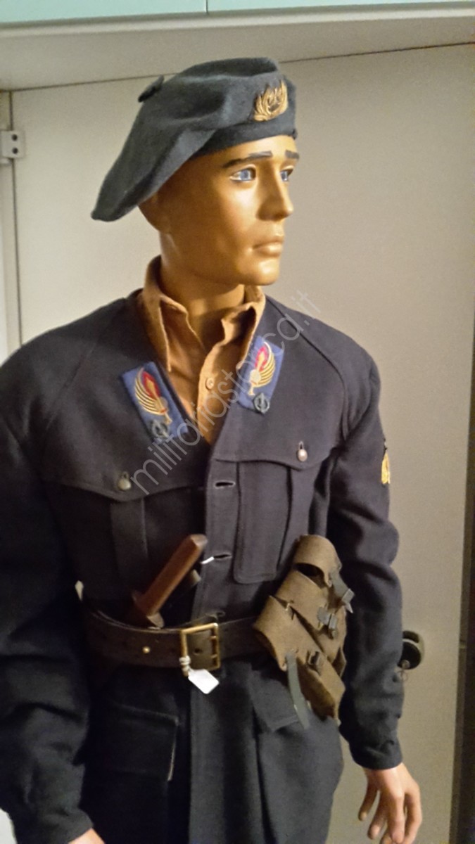 Uniforme paracadutista RSI – Militaria Storica